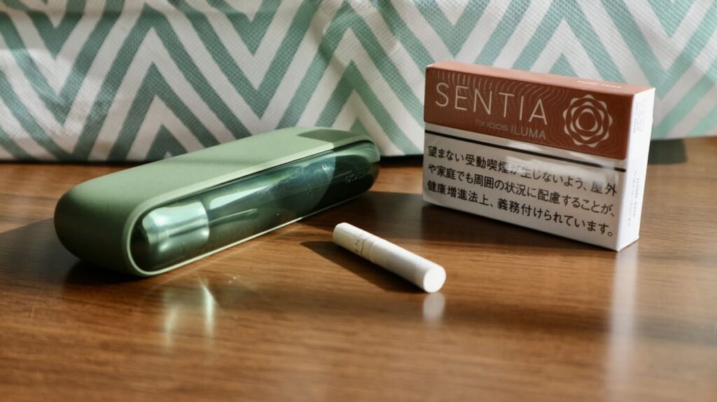 【IQOSILUMAアイ】センティアピュアティークを吸ってみた感想！テリアレギュラー、センティアディープブロンズと「レギュラー」上位決戦 ...